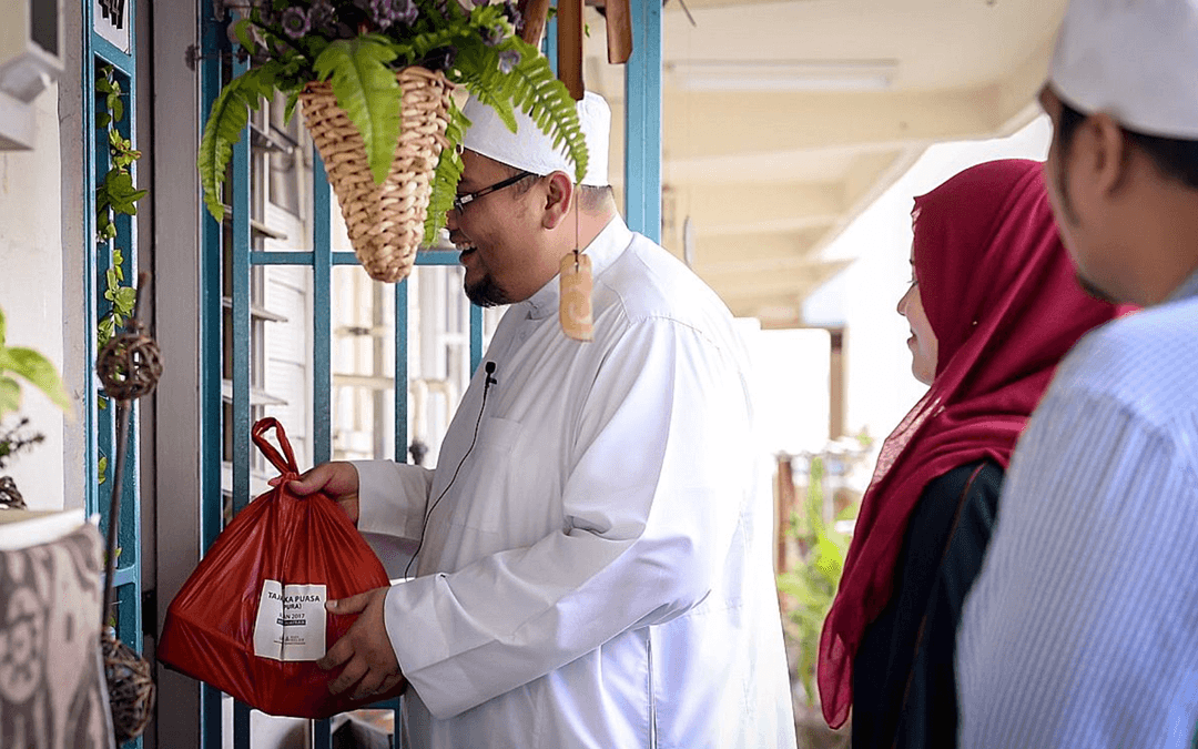 MuslimSG | How Do You Serve God Through Serving His Servants?