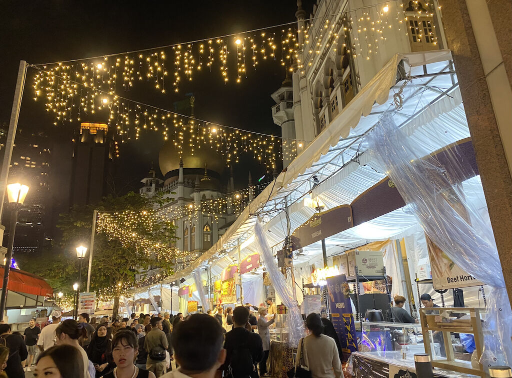 MuslimSG | Navigating the Ramadan bazaar: HalalSG’s guide to halal food